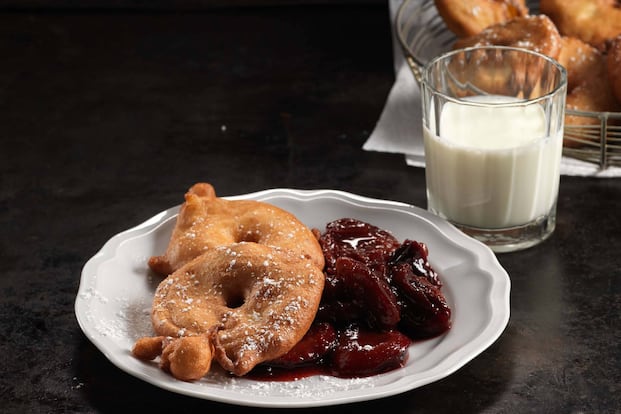 ? Süße gebackene Apfelradl ... - 0:40 h - Rezept - Servus