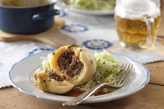 Hascheeknödel - 2:00 h - Rezept - Servus