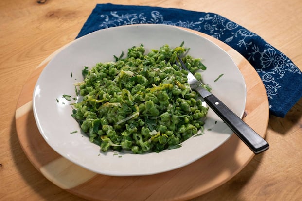 Grüne Käsknöpfle aus dem Dampfgarer - 1:00 h - Rezept - Servus