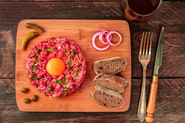 Beef Tatar-Variationen von Robert Letz - 0:20 h - Rezept - Servus