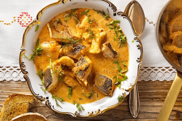 Würzige Fischsuppe - 2:30 h - Rezept - Servus