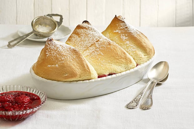 Salzburger Nockerl (mit Himbeerröster) - 1:00 h - Rezept - Servus